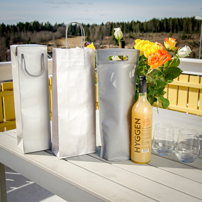 Sort vinpose i stoff uten logo - SKG Emballasje